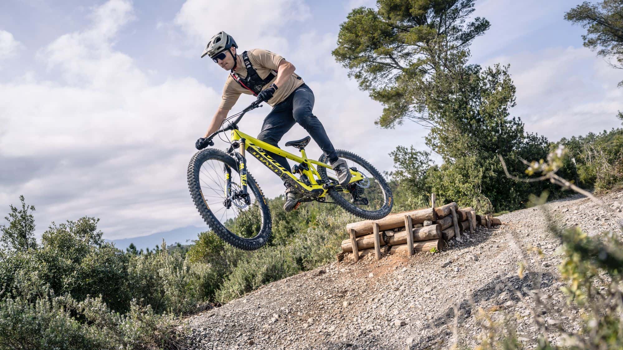 Pivot Firebird 2025: bereits im Test!