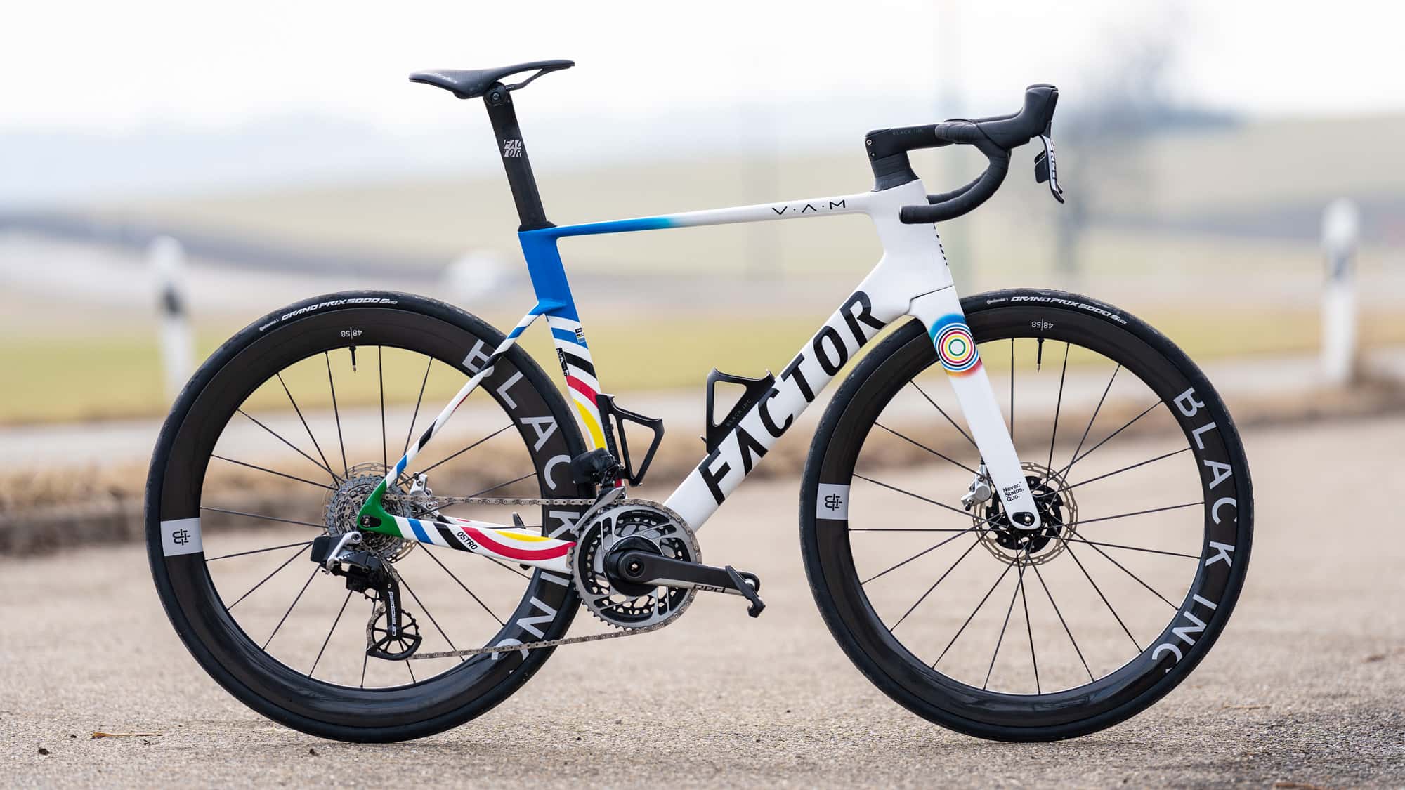High-End-Rennrad im Test: Factor Ostro VAM
