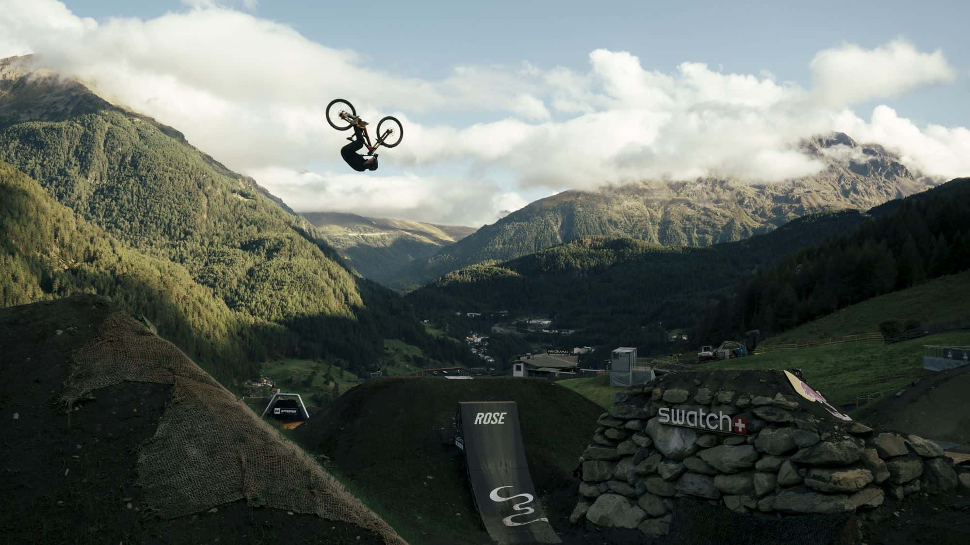 Swatch Nines 2025: Das Bike-Spektakel kehrt nach Sölden zurück